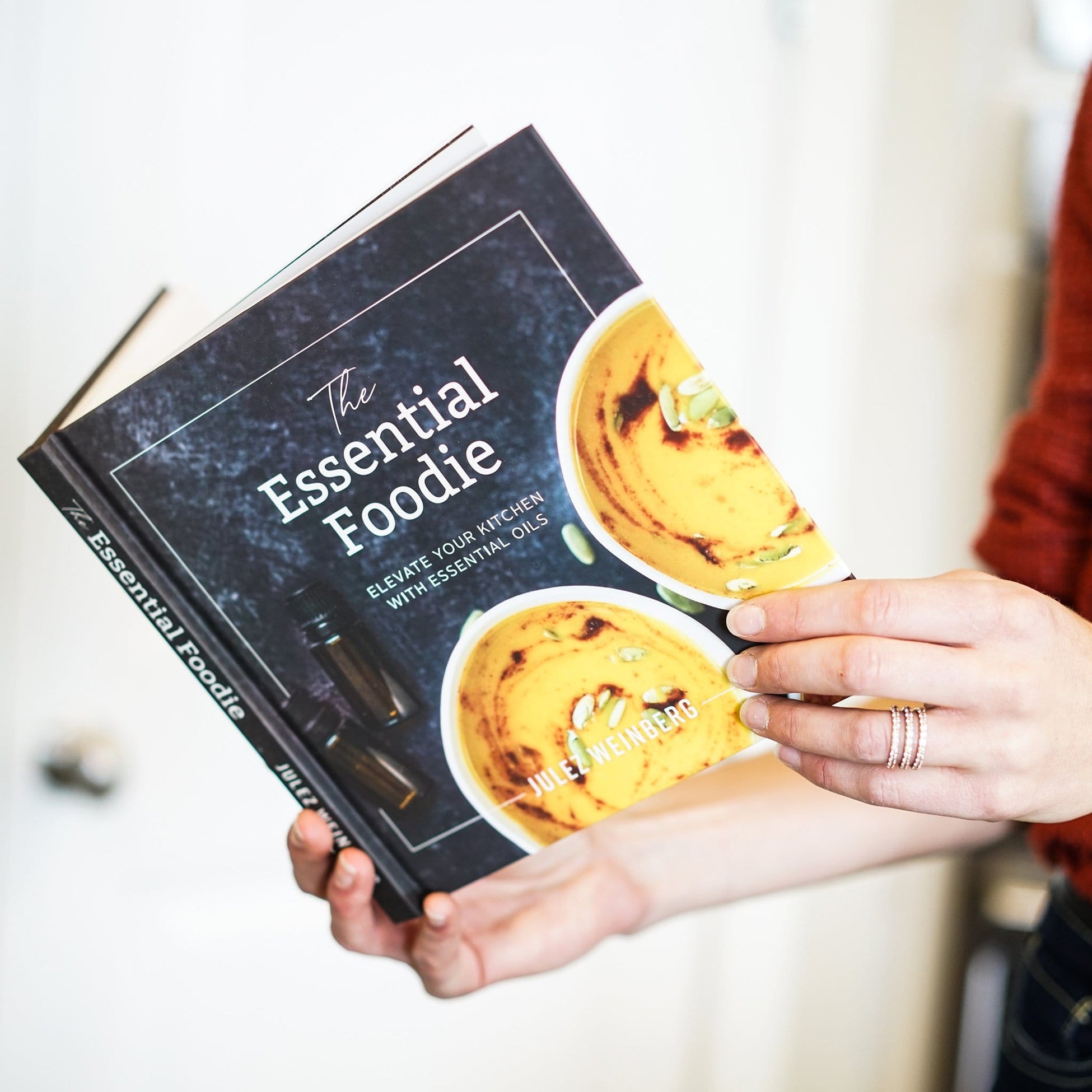 The Essential Foodie Cookbook – Oil Life